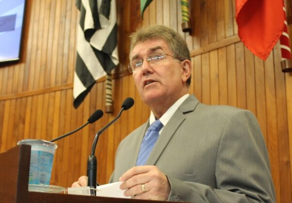 MARCOS REZENDE DIZ QUE ESTÁ BEM, MAS AINDA EM RECUPERAÇÃO; saiba mais ...