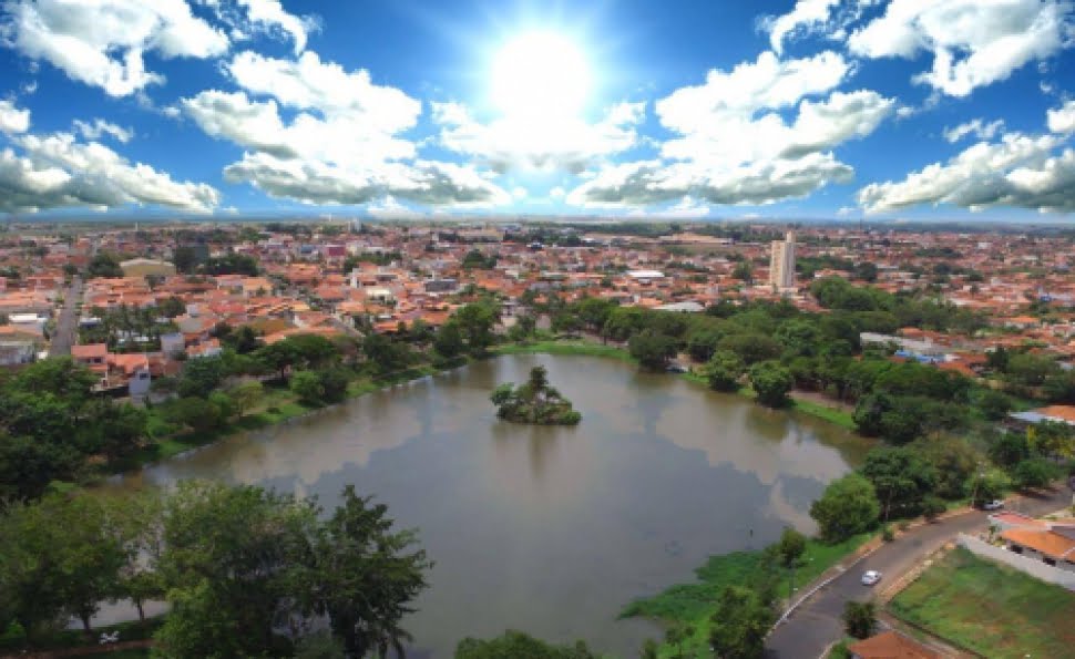 BARIRI FAZ ANIVERSÁRIO COM SHOWS E EVENTOS - HORA H Notícia